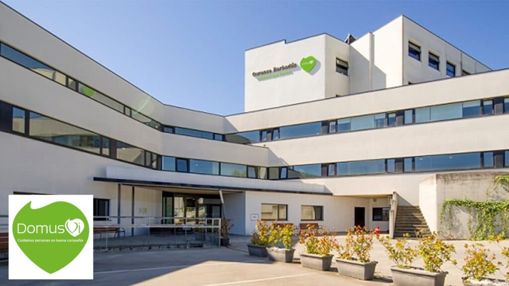 Trabajar en DomusVi: 196 vacantes para sus Residencias de Mayores